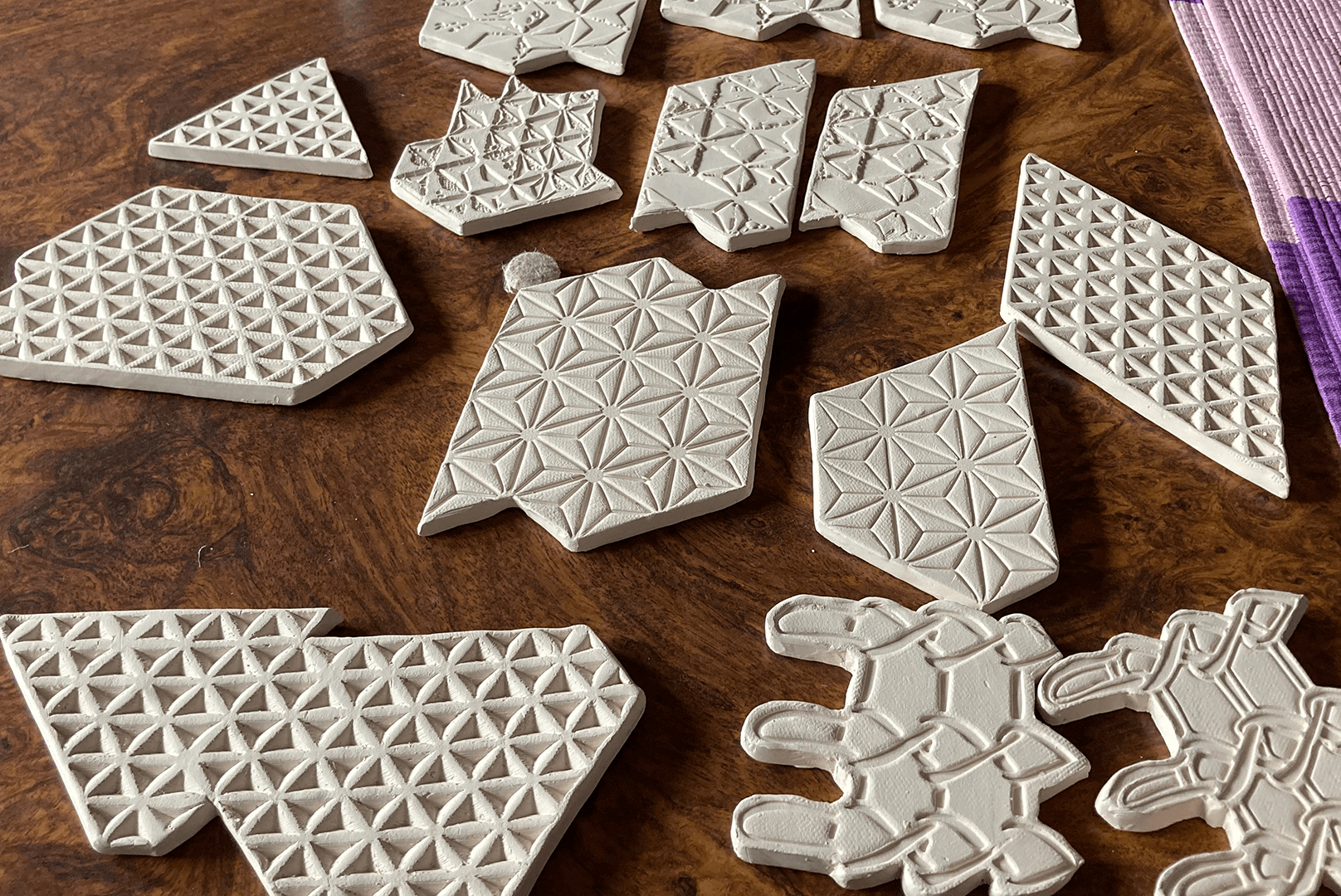 Unroll, Design, Reroll: Creating Ceramic Textures with Rhino - Rhino3Dzine